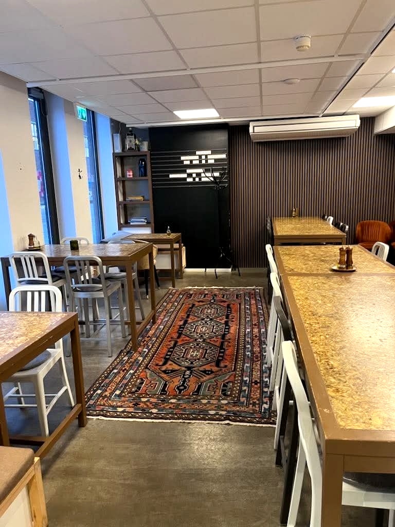 Mondo Pazzo Sundbyberg Stockholm Italienskt Restauranger kvartersmenyn.se